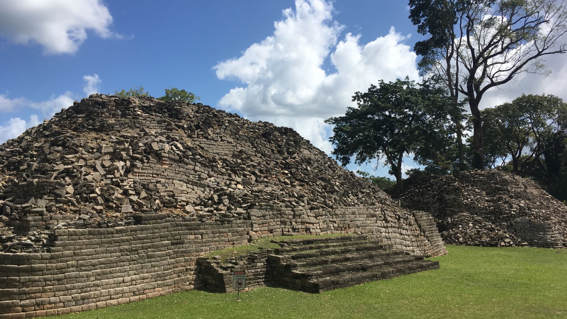 Discover The Most Popular Mayan Ruins in Belize - Vayando